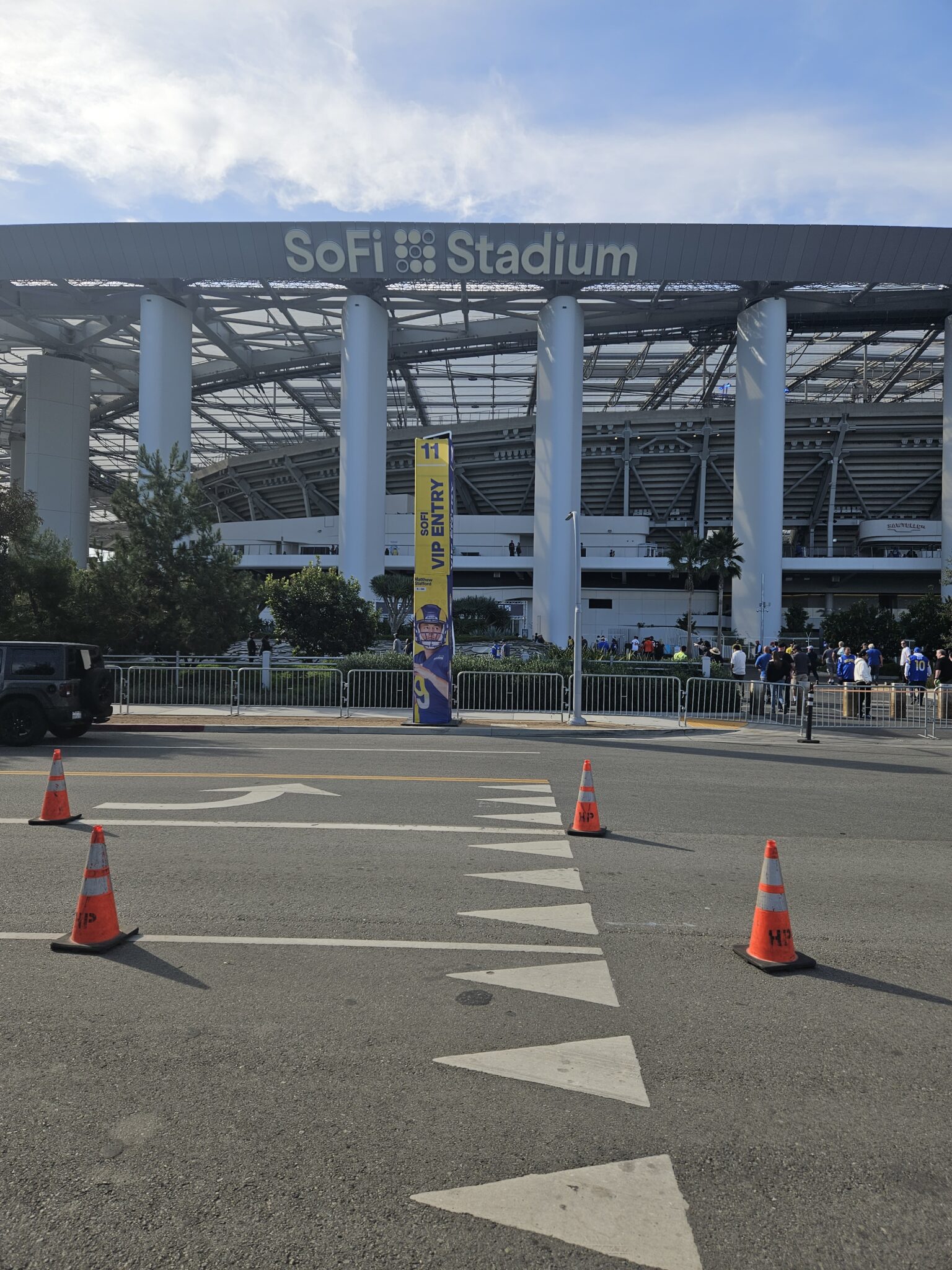 Luxury Car Service to SoFi Stadium - Airport Shuttle & Private Town Car ...